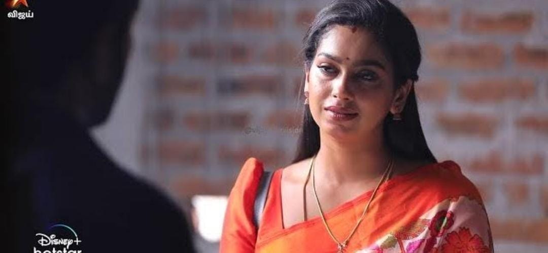 Eeramana Rojave 2: Parthiban attempts to impress Kavya? - JustShowBiz