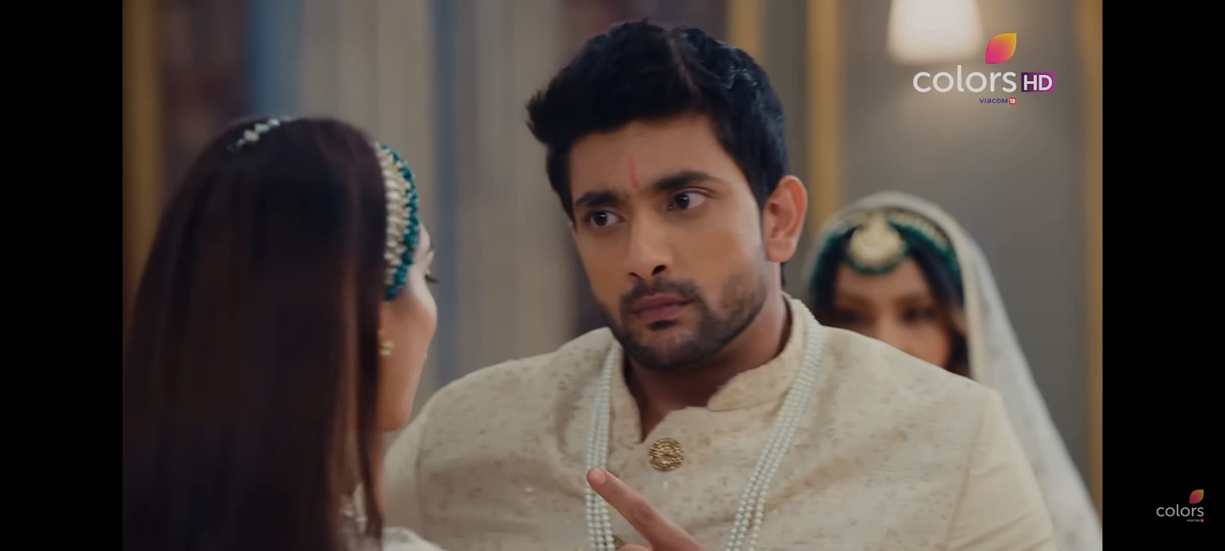 Dharam Patni: Ravi decides to solve the problem himself? - JustShowBiz