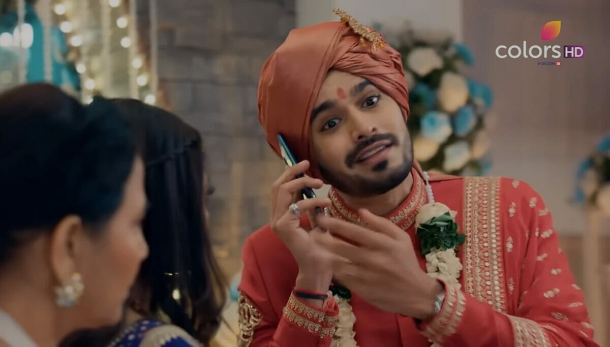 Parineetii: Rakesh hatches an evil plan? - JustShowBiz