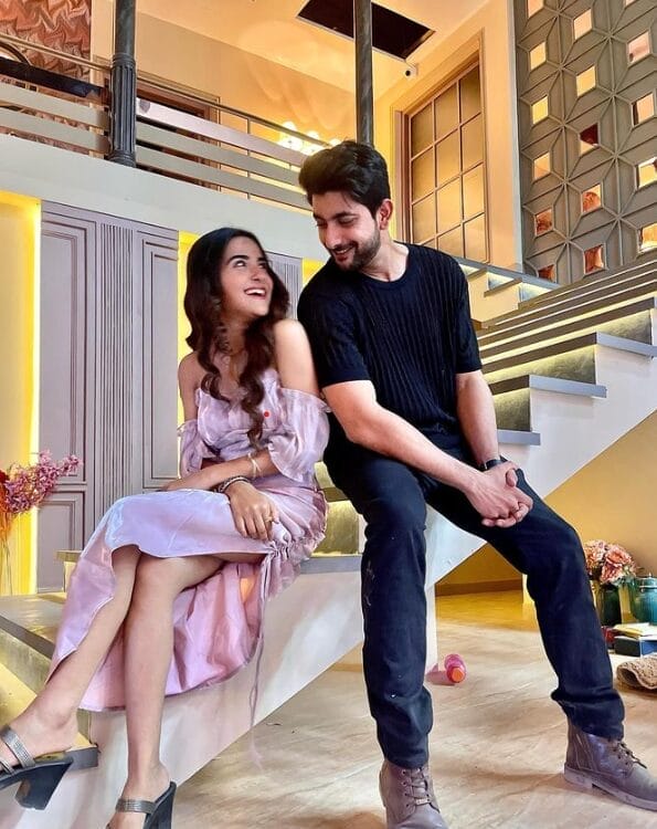 Wednesday Blues: Fahmaan Khan and Debattama Saha will set your mood! - JustShowBiz