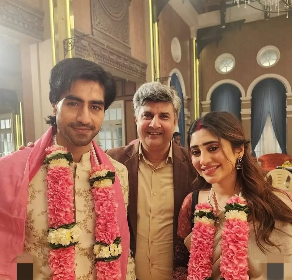 Bade Achhe Lagte Hai: Rishabh and Bhagya join hands for checkmate against Naysa - JustShowBiz